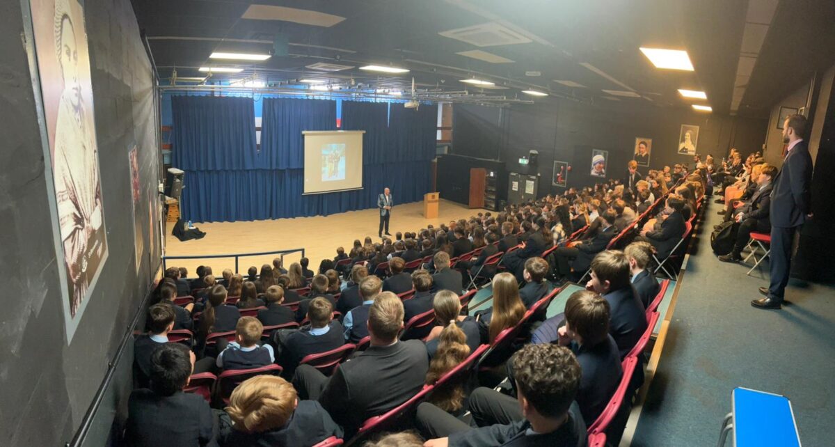 Chris Lubbe | Inspirational Keynote Speaker Inspiring Hope
